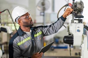 What Are the Benefits & Costs of Proactive Maintenance Strategies? | PTC