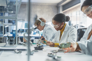 ALM Solution in GAMP-Compliant Pharma Lifecycle Management | PTC